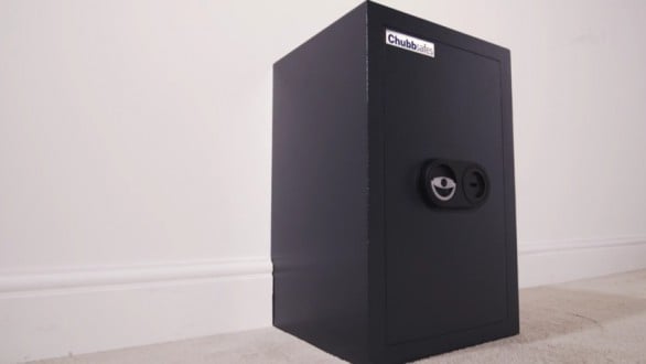 How to install a safe to the wall | Safe Zone